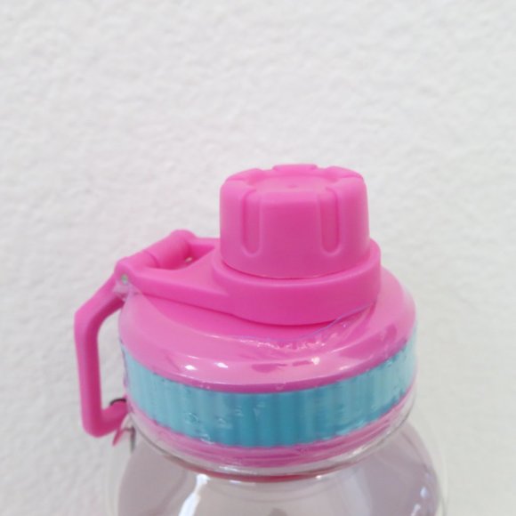 Hello Kitty | Dining | Hello Kitty 32oz Water Bottle | Poshmark